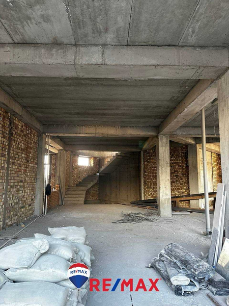 Аренда Срочно Коммерция 1430m2