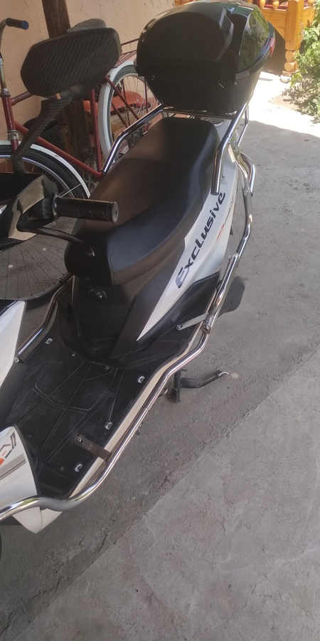 Skuter tesla elektro