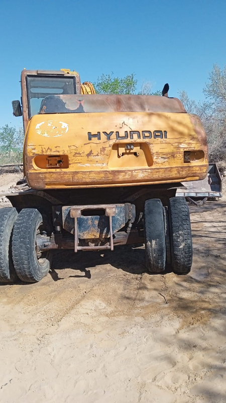 Ekskavator Hundai