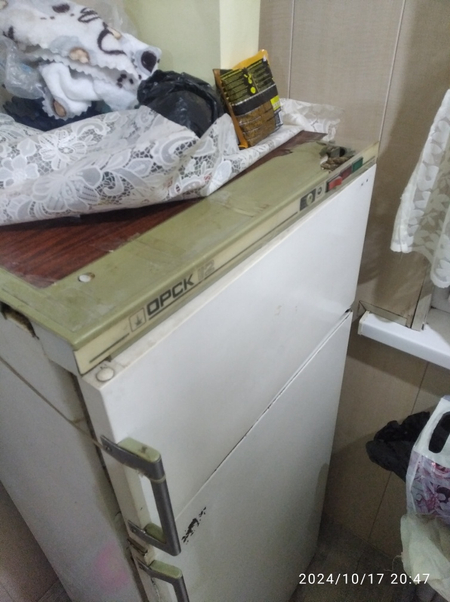 Продам холодильник