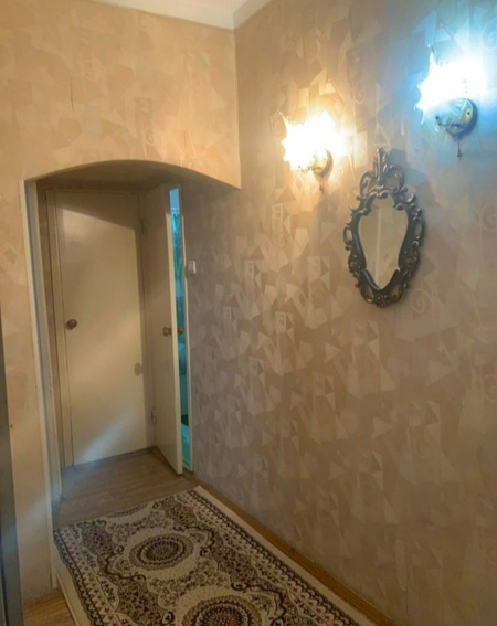 Здаётся 2 вух комнатьний квартира