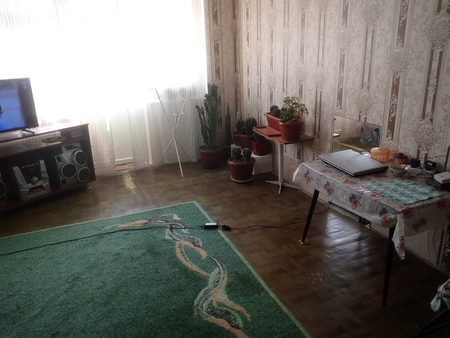 Продается одноконатная квартира.Фергана.