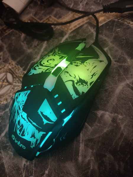 Крутая RGB игровая мышка от фирмы Intro gaming +коврик