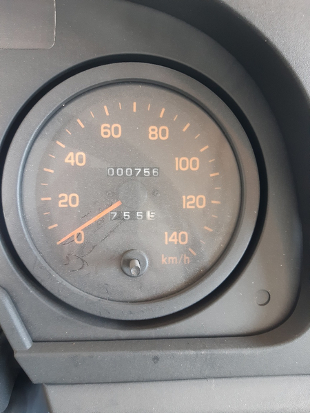 Исузи сотилади 10 тонна