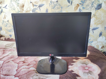 Продам монитор LG 20M44A-B
