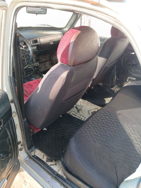 Volga sotladi gaz 31029 pirsep bilan