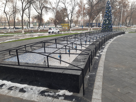 Бассейн закрыт и фантан банер тент Баннер установка