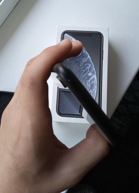 Iphone XR ideal qora + variant