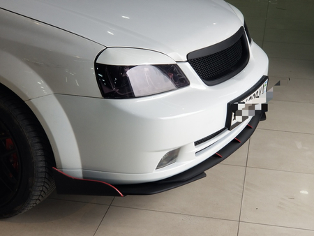 Обвес Lacetti Complekt. Обвес бампера Ласетти.