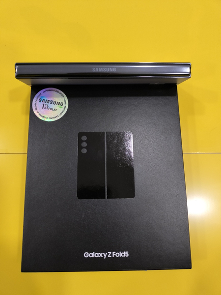 Samsung galaxy z fold 5