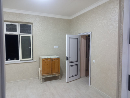 5 xonali hovli sotiladi