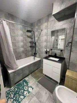 ШотаР 3х комн/3/4, 75м2 Кирп, Евро Ремонт, меб+тех. Ор-р: Аския Рынок