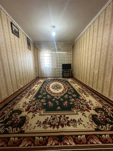 Продаётся квартира в Сергели 4, 3х комнатная, 5- этаж,5-эт.дома