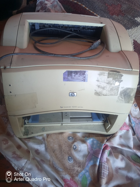 Printer HP Laserjet 1000 zapchast uchun sotiladi