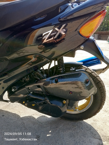 Honda ZX35 Скутер