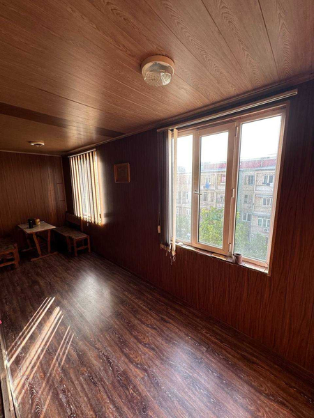 Sergeli 1 da uy sotiladi | Продается квартира в Сергели 1