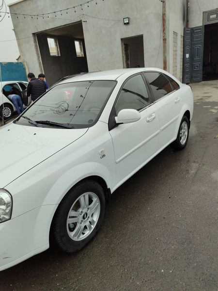 Lasetti 2-pozitsiya