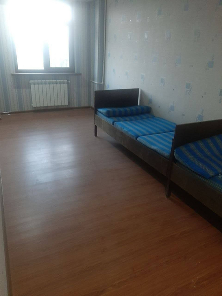 Продаются квартиры на одной площадке. 4 этаж 1+2  возле дороги!