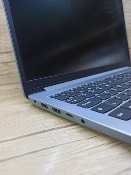 Noutbuk Lenovo N4020 Yangidek 5-kun ishlagan