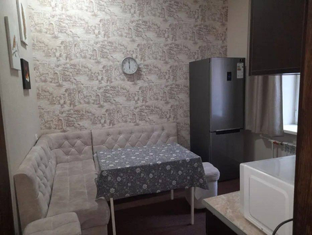 Ракат 2комн/3/4, 60м² кирпич, балк 2*3, меб +тех Ор-р: Офис Акай Сити