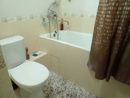 Купить квартиру в Ташкенте 1/1/4 на Юнусабадском р-не. Недорого(J2484)