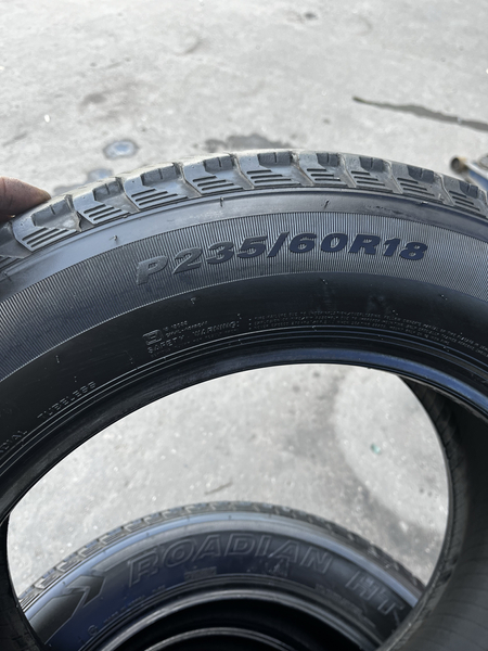 235  60  r18 nexen