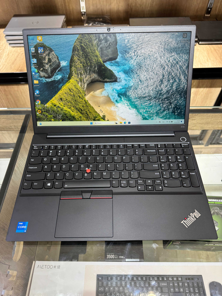 Lenovo ThinkPad E15 Gen 2 Core i5-1135G7 озу16гб хард256ssd