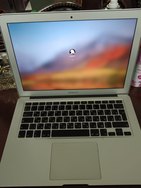 МакБук ноутбук от apple