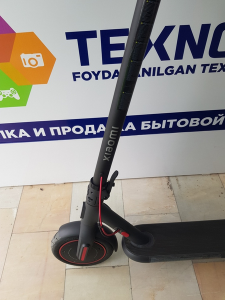 Продаётся электро самокат Xiaomi 4 Pro