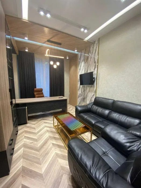 Продается Евро офис Ор-р: Дагестанская улица 252 м2
