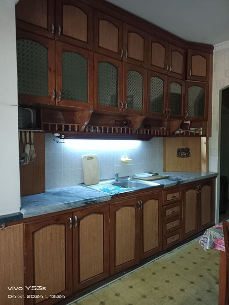 Продаётся в М.Улугбекском р-не ТТЗ-4 2/3/9 Балкон 1Х7 Зал 5Х5 58м2 !!!