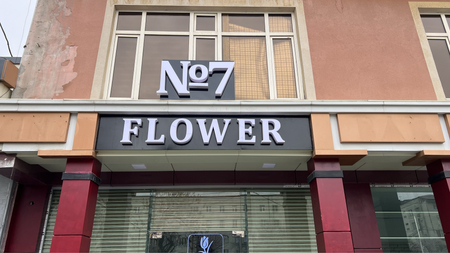 Reklama bukva baner orakal xamas mavjud