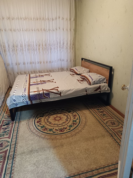 Arenda kvartira srochna.qora qamish