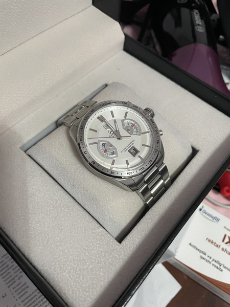 Продам часы Tag Heuer
