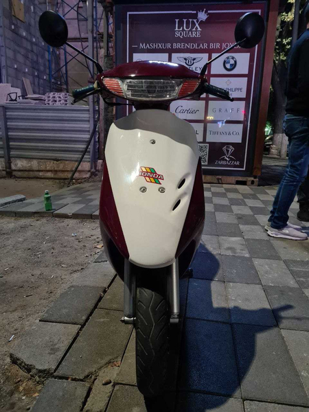 Продается скутер  HONDA DIO