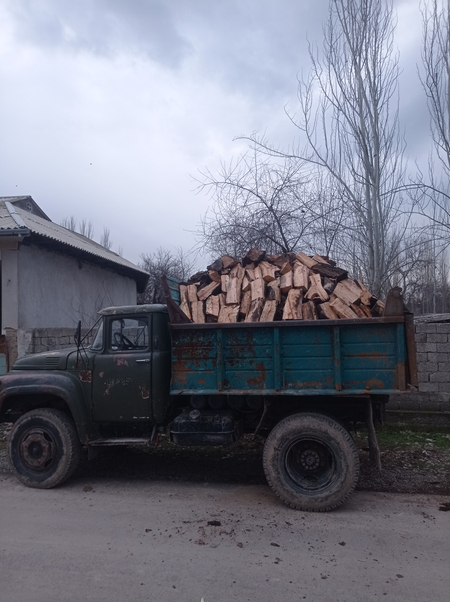 Дрова продается O'tin sotiladi