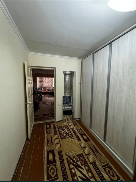 N - 12  Продается квартира г.Чирчик рядом базар 2/1/2