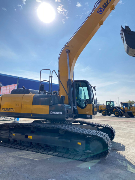UzXcmg XE210WLLКолёсный экскаватор мелиоративный