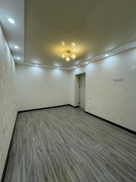 Продаю срочно 1/1/4 на чиланзар 6 кв
