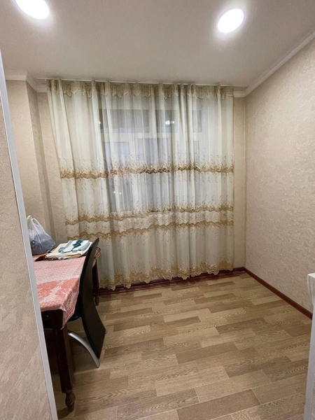 Продажа Чиланзар квартал Е Метро Хамза балкон 2 х6!