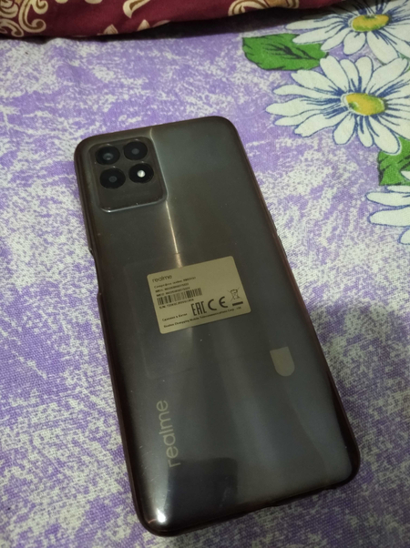 Model Rialme i8 7/128 gb