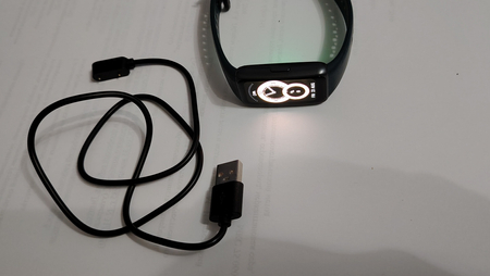 Продаётся фитнес-браслет Huawei Band 6