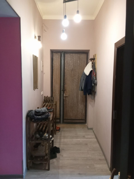 Продаётся своя 3-комн. квартира