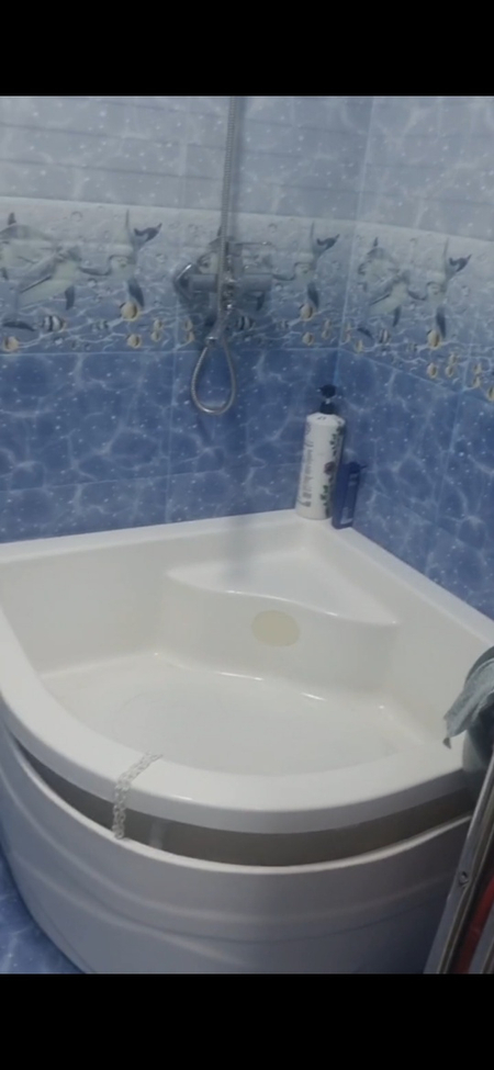 Tezda 1 xonalik kvartira sotiladi. Lifti bor iwlaydi lifting jetonlik