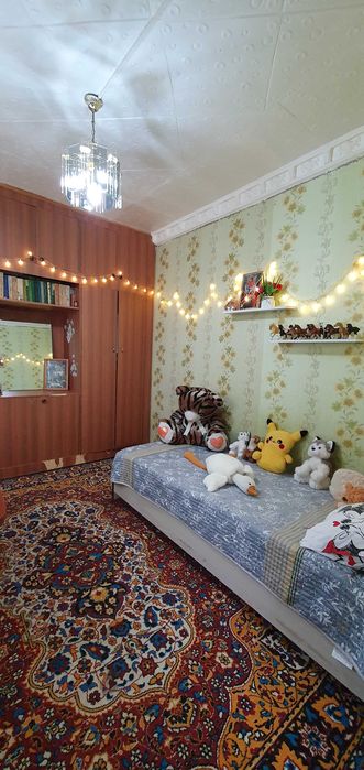 Продам 2 ух комнатную квартиру, Янгихаётский р-он, Спутник-3