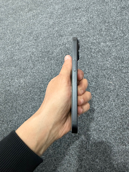 iPhone 15 128GB black 100%