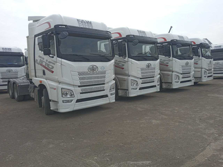 Faw 6x4 тягач рессорный новый tyagach 2023 howo