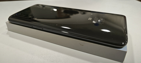 MI 9 FLAGMAN. Piano Black. 6/128