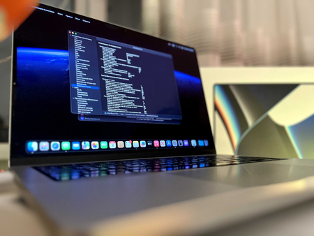 MacBook Pro M1 Pro 16/1TB 10C 16GPU