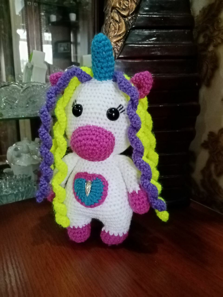 Вязанная игрушка Единорожка